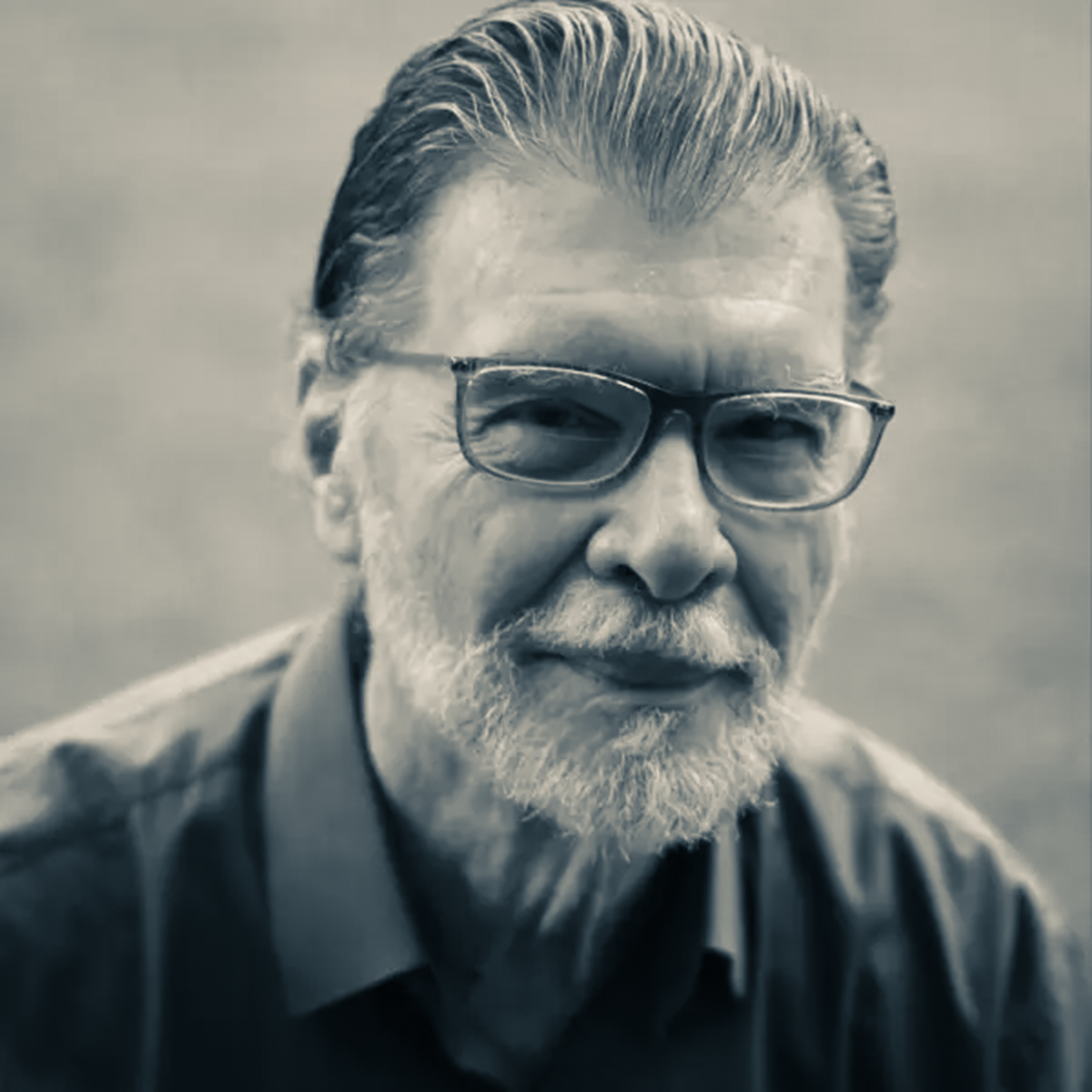 Enrique Jaramillo Levi: «Sin escribir, moriría» (entrevista) – La Zebra